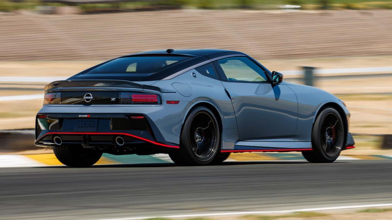400Z Nismo明年官方引入，成现役日产最强跑车！_易车