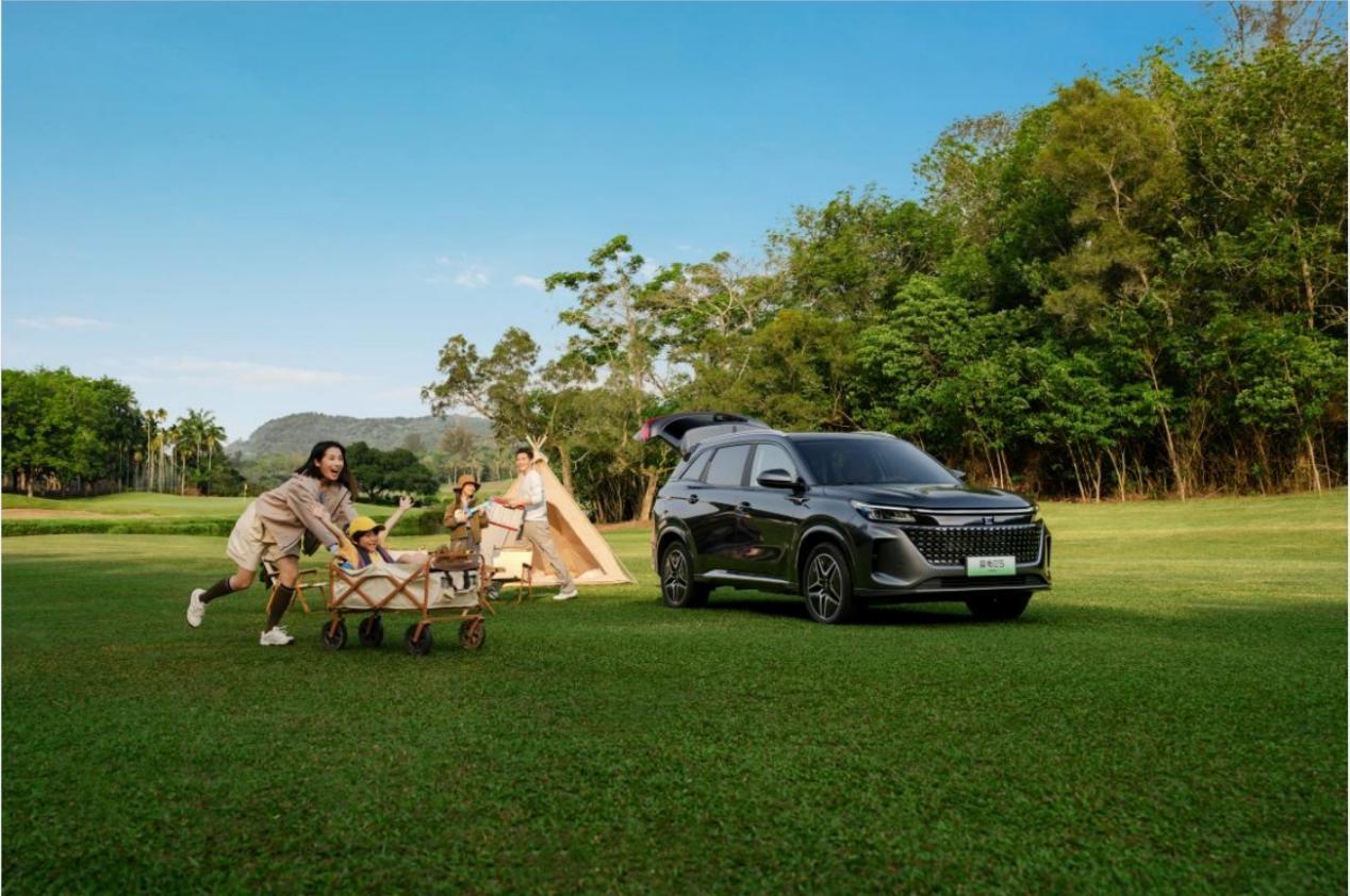 乘坐舒适度大比拼，蓝电E5荣耀版超过启源Q05！_易车