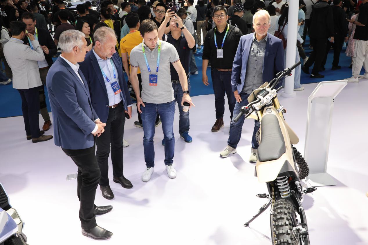 2024北京摩展：EVTEKER虔途三款全新电摩开启预售_易车