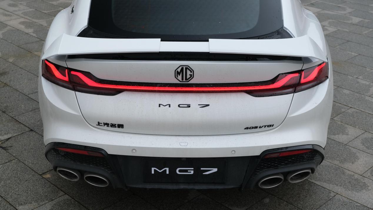 E-LSD限滑差速器+无框车门，10万起的MG7杀疯了！_易车