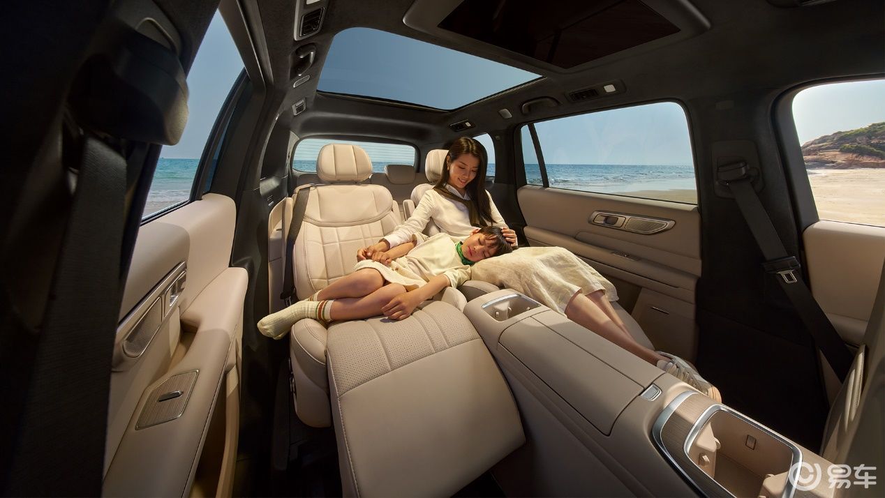 深蓝S09 VS 问界M8：6座家用SUV的终极价值之战_易车