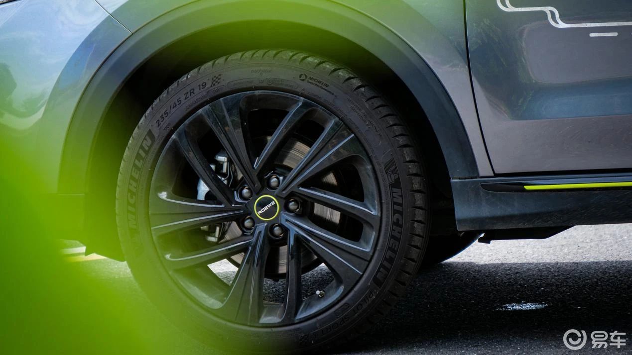 CS75 PLUS和RX5 PLUS大PK，谁更加好开？_易车