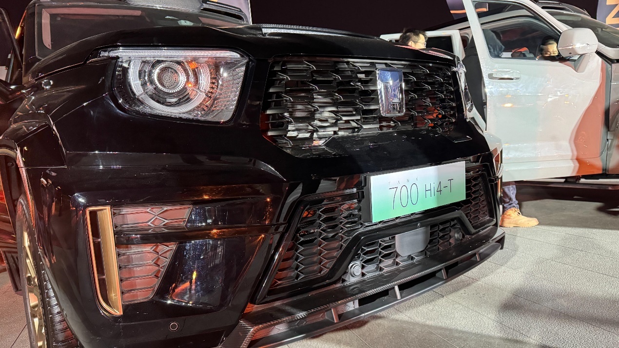 42.8万元起！坦克700Hi4-T正式上市_易车