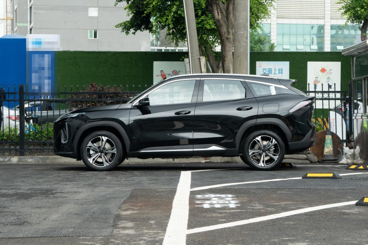 这两款新能源SUV如何选？ 长安启源Q05对比银河L7_易车