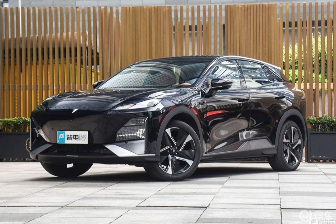 深蓝S7将与深蓝SL03相同的“原力”技术深蓝S7i纯电动版和S_易车