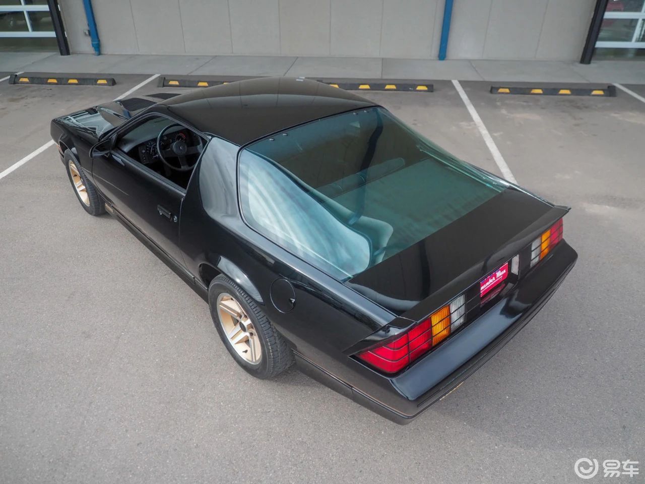 不一般的1985年雪佛兰Z28 IROC-Z_易车