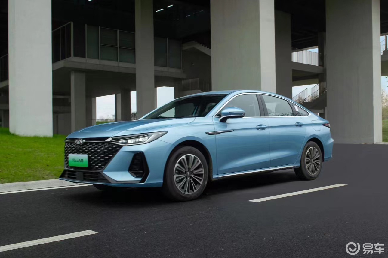 奇瑞风云A8将使用18.3千瓦时磷酸铁锂电池组作为储能装置续航部_易车