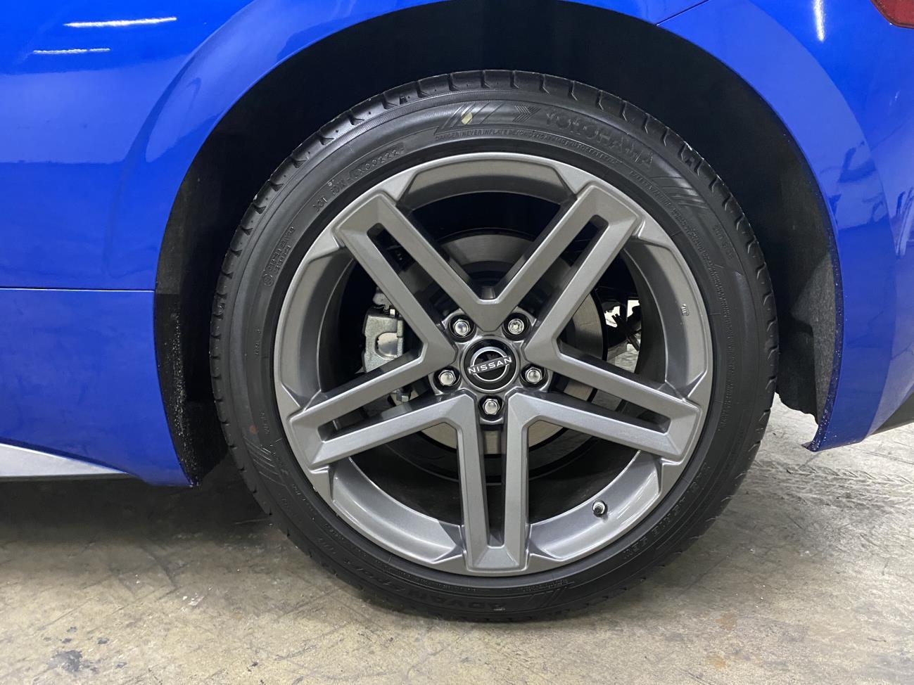 全新日产400Z上市，约合人民币24.5万起，400马力_易车