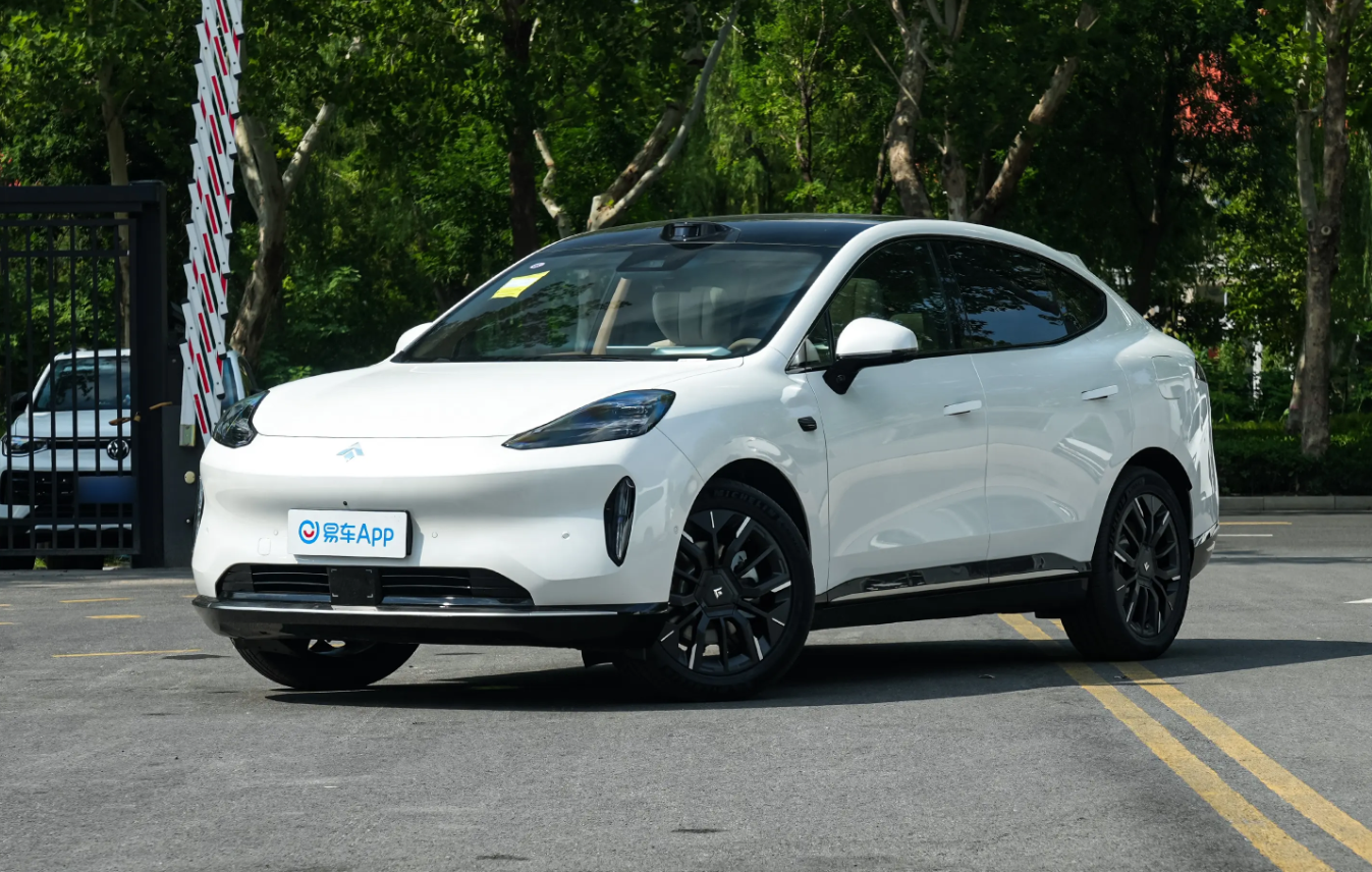 大五座纯电SUV怎么选？昊铂HT比智己LS6更有价值_易车