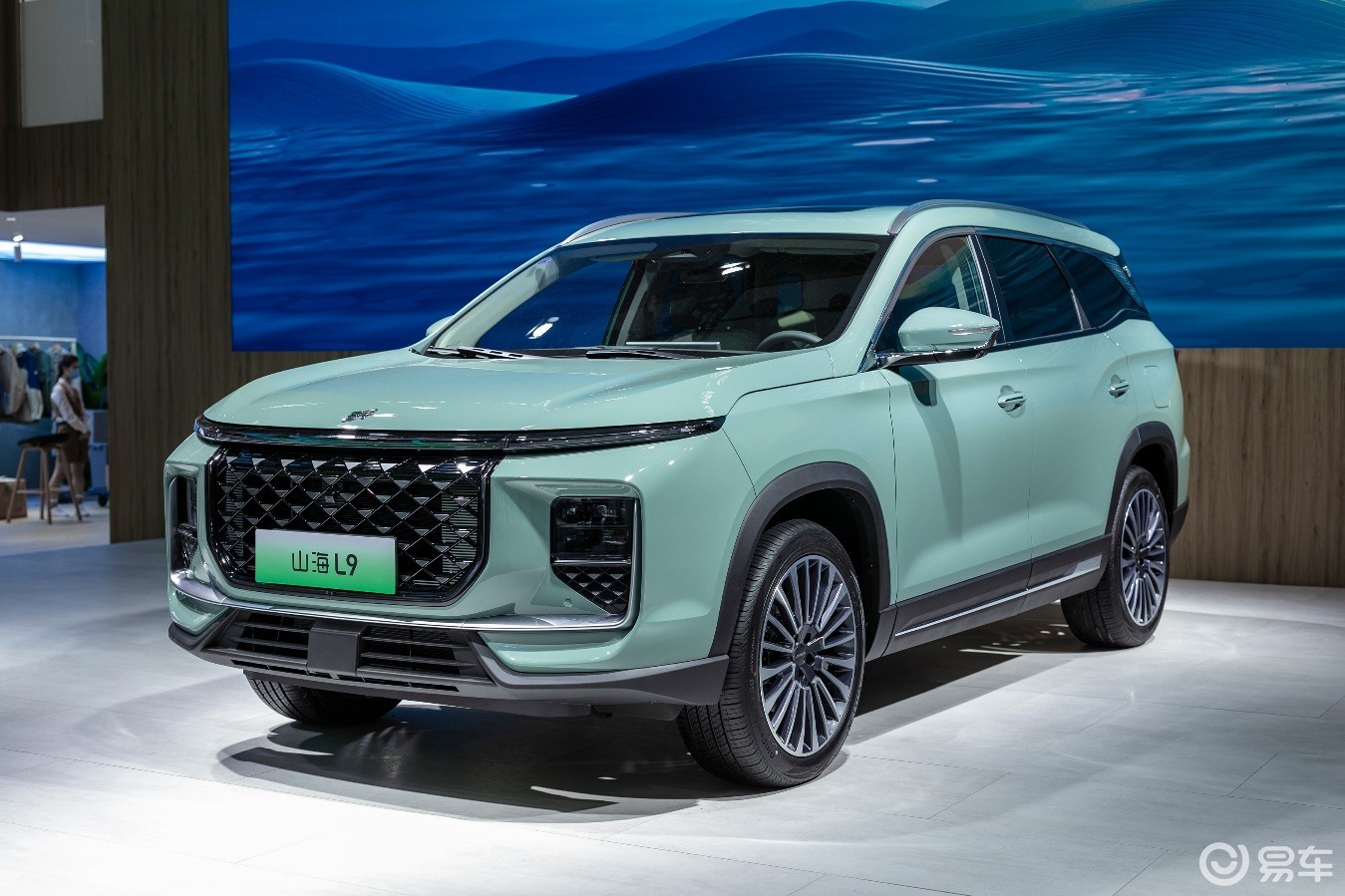 捷途山海L9本次车展亮相的捷途旅行者C-DM也有不少看点_易车