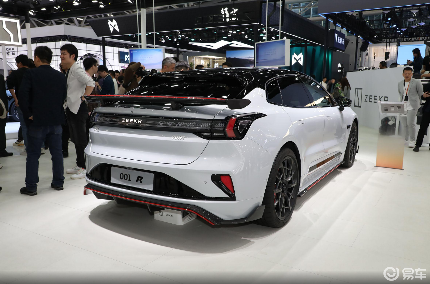 76.9万小众化，1265马力的极氪001FR，物有所值_易车