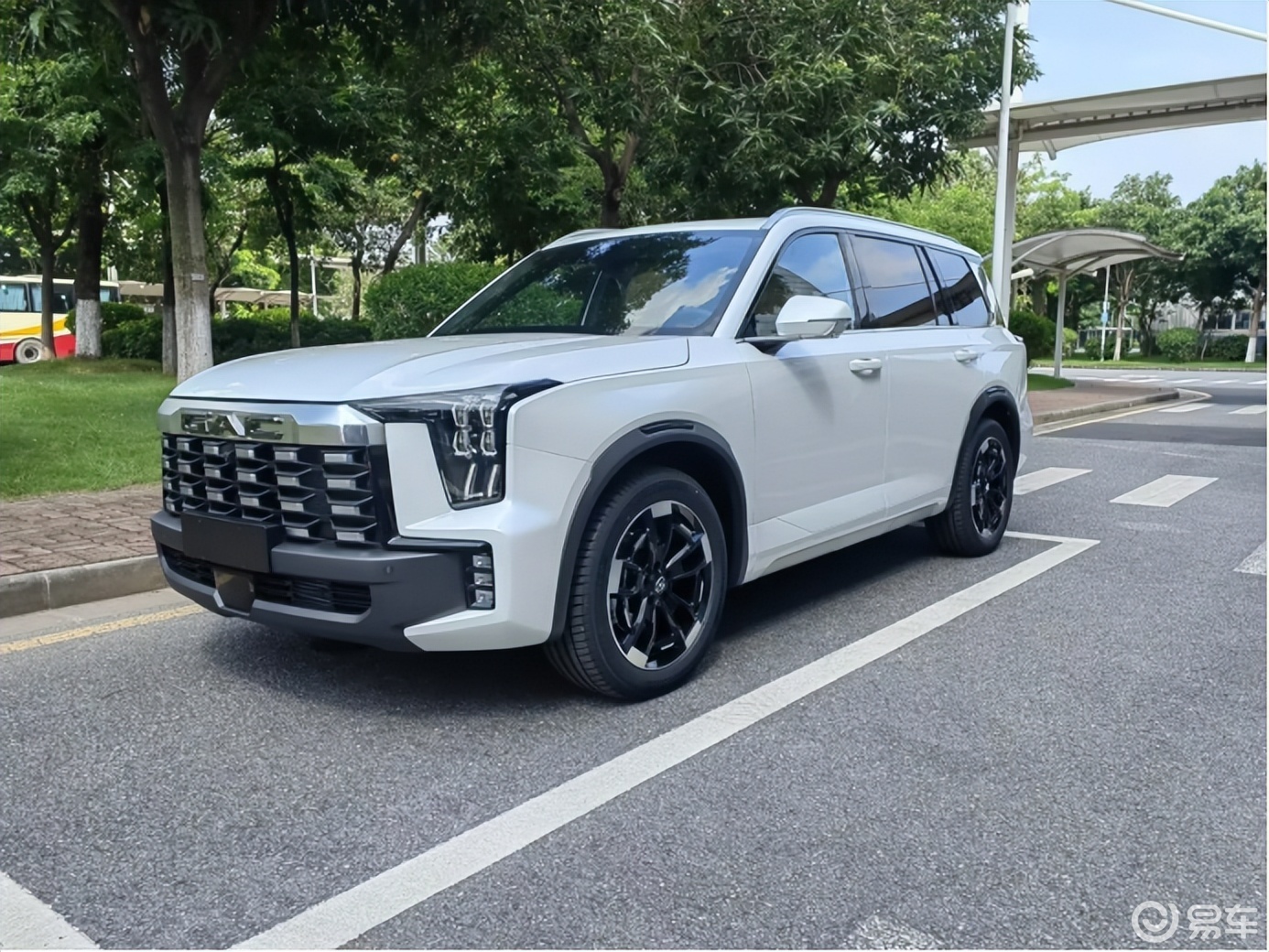 2.0T插混大七座，传祺ES9/ES9旅行者申报图曝光！_易车