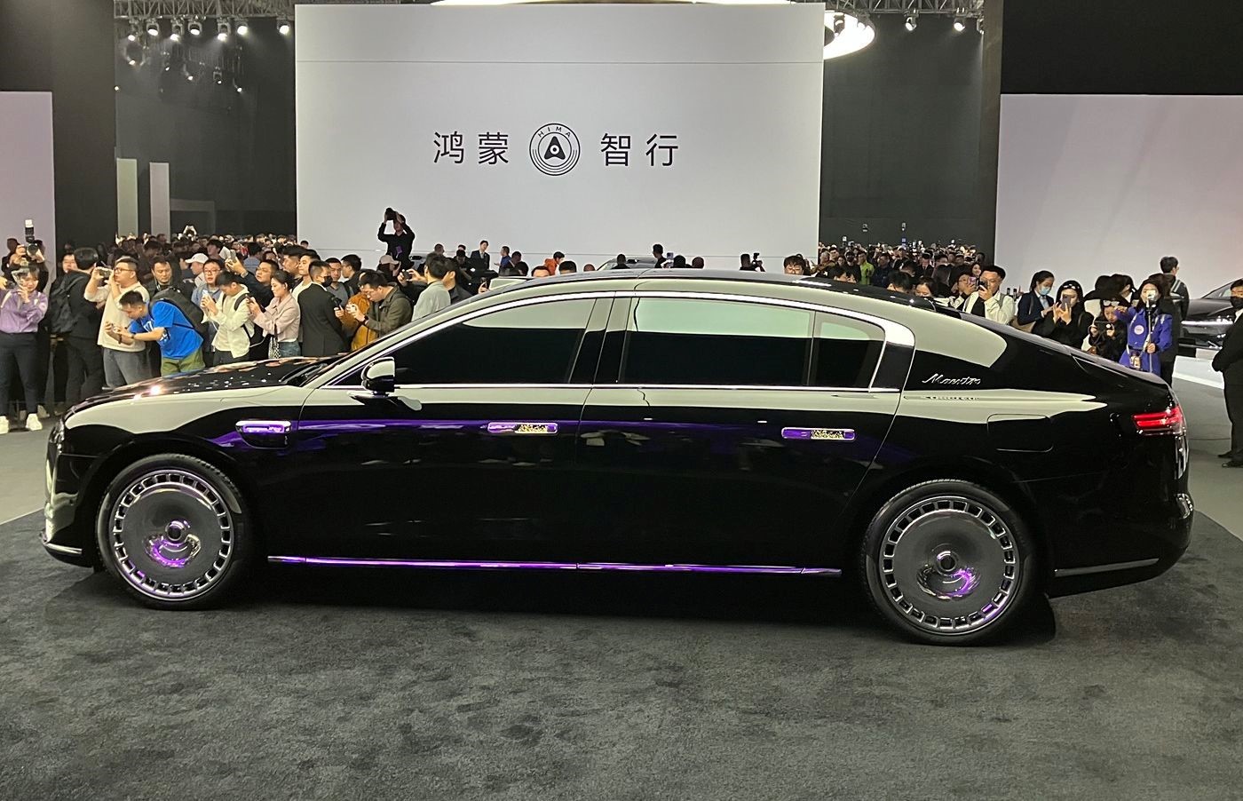 48小时狂销2108台！尊界S800卖爆了！_易车