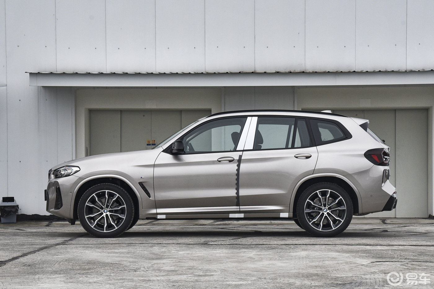 德系豪华再加码，奥迪Q5L与宝马X3，谁更值得选？_易车