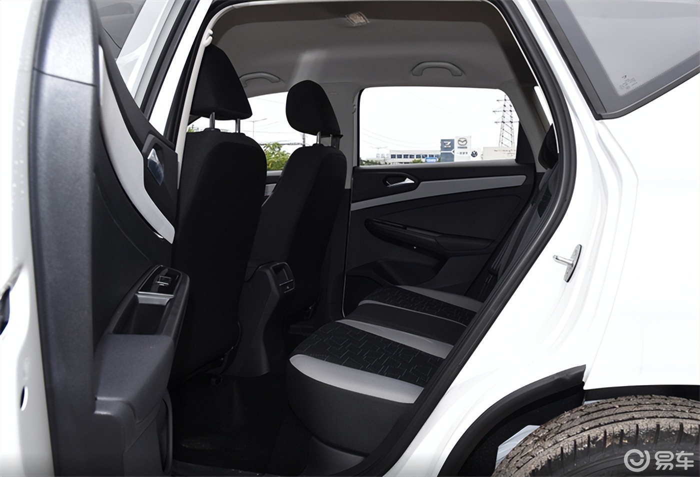 在配置上捷达VS5会显得更加一般但定价都到了10.59万优惠完之_易车