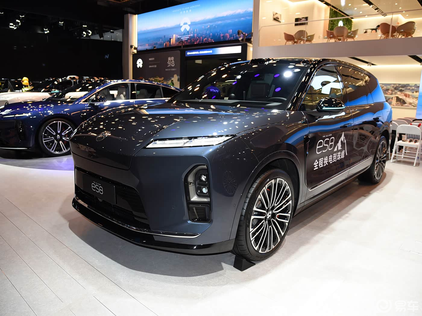 全新蔚来ES8上市，电池租赁方案29.88万起_易车