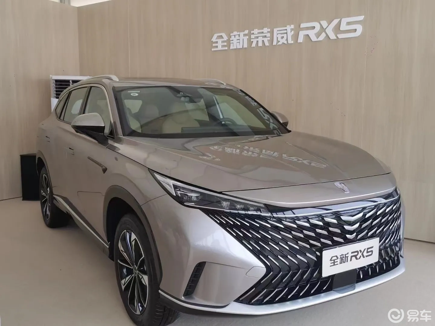 全新荣威RX5和CS75 PLUS应该怎么选？_易车