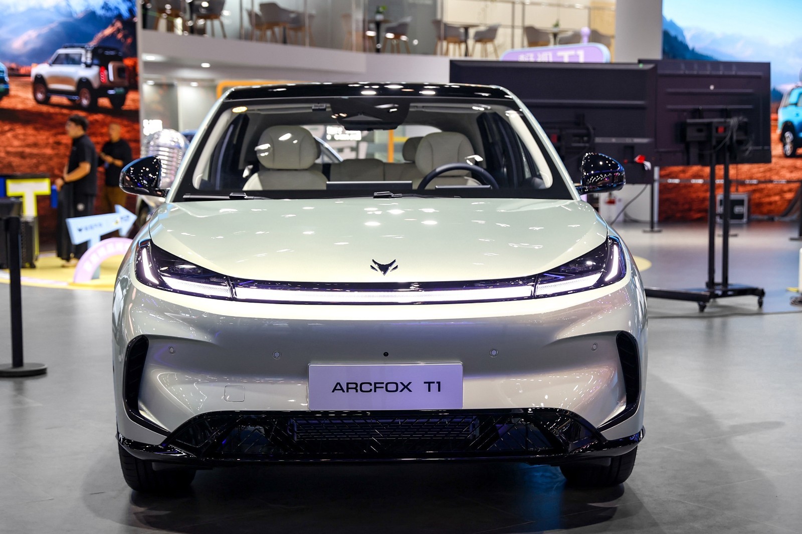 极狐T1火了，亲民价+极净座舱，A0级纯电新优选_易车