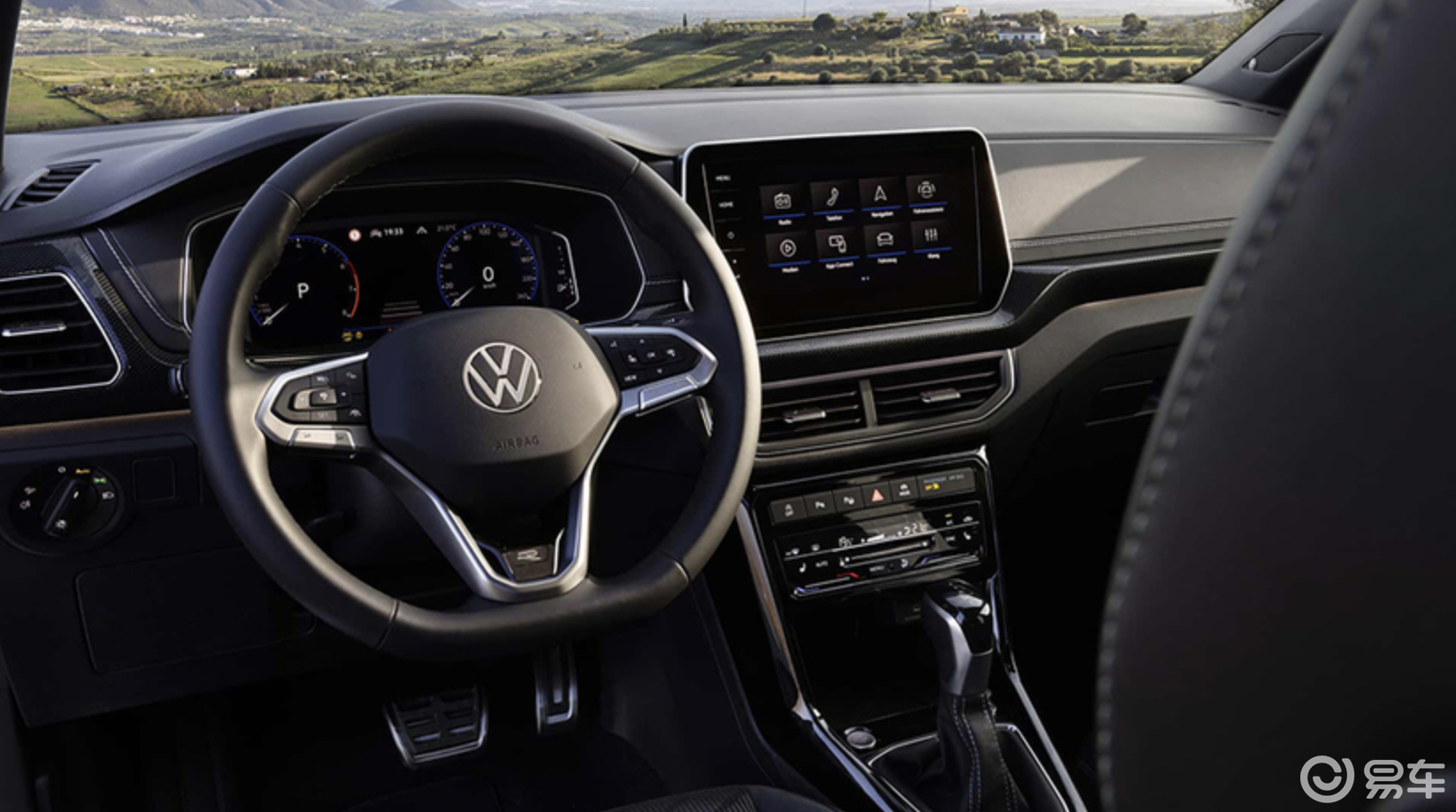 大众T-Cross中期改款车型曝光，换装悬浮中控屏！_易车