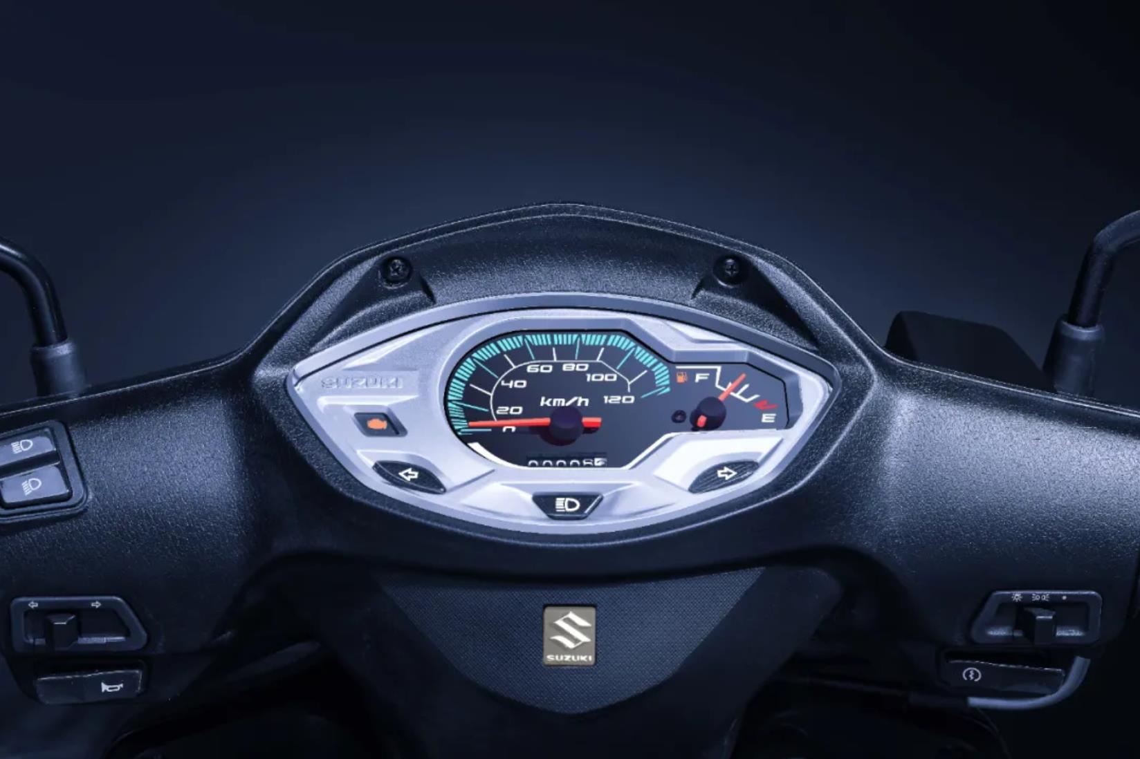 轻骑铃木UE125上市 售价8380元起 变相降价？_易车