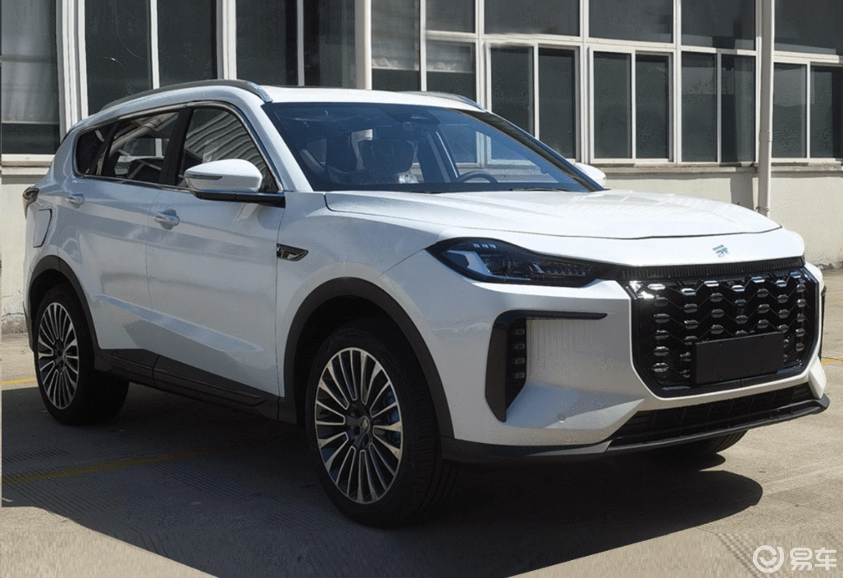 捷途山海L7曝光，1.5T插混+3挡DHT，配5座/7座_易车