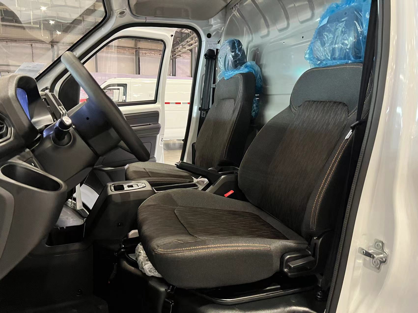 7.1m³空间/310km续航 开瑞江豚E7“新鲜出炉”_易车