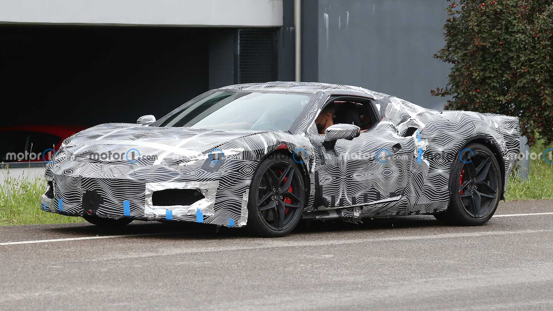 代号F171/中置超跑 入门级全新法拉利超跑亮相_易车