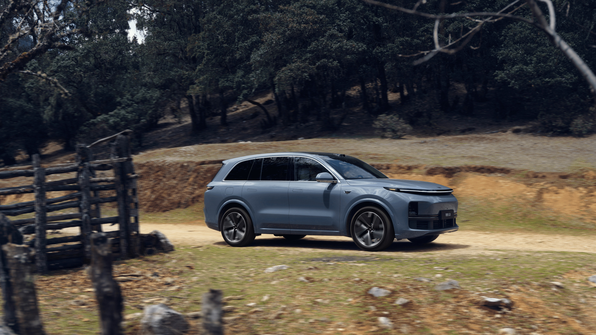 理想汽车线上发布会正式推出L系列智能焕新版车型_易车