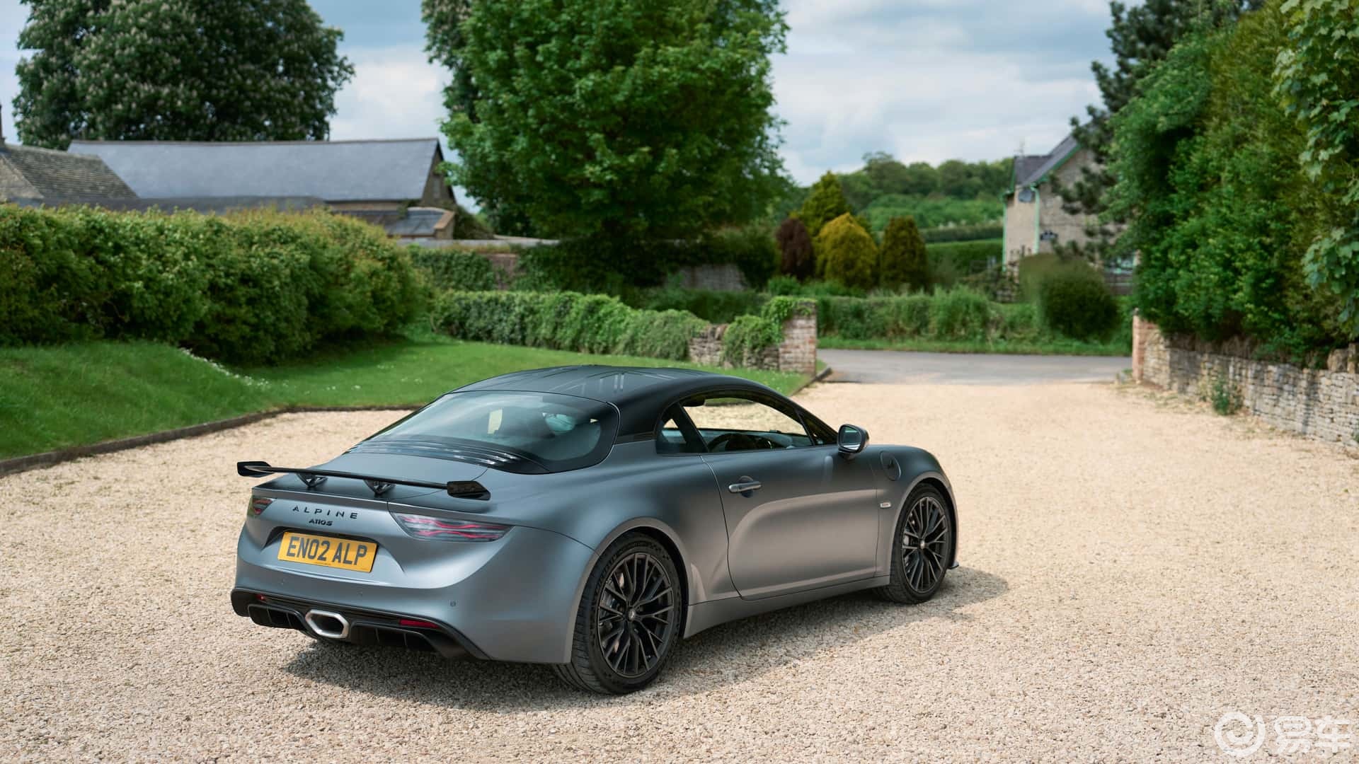 法国小跑+英国米字旗？Alpine A110S特别版发布_易车