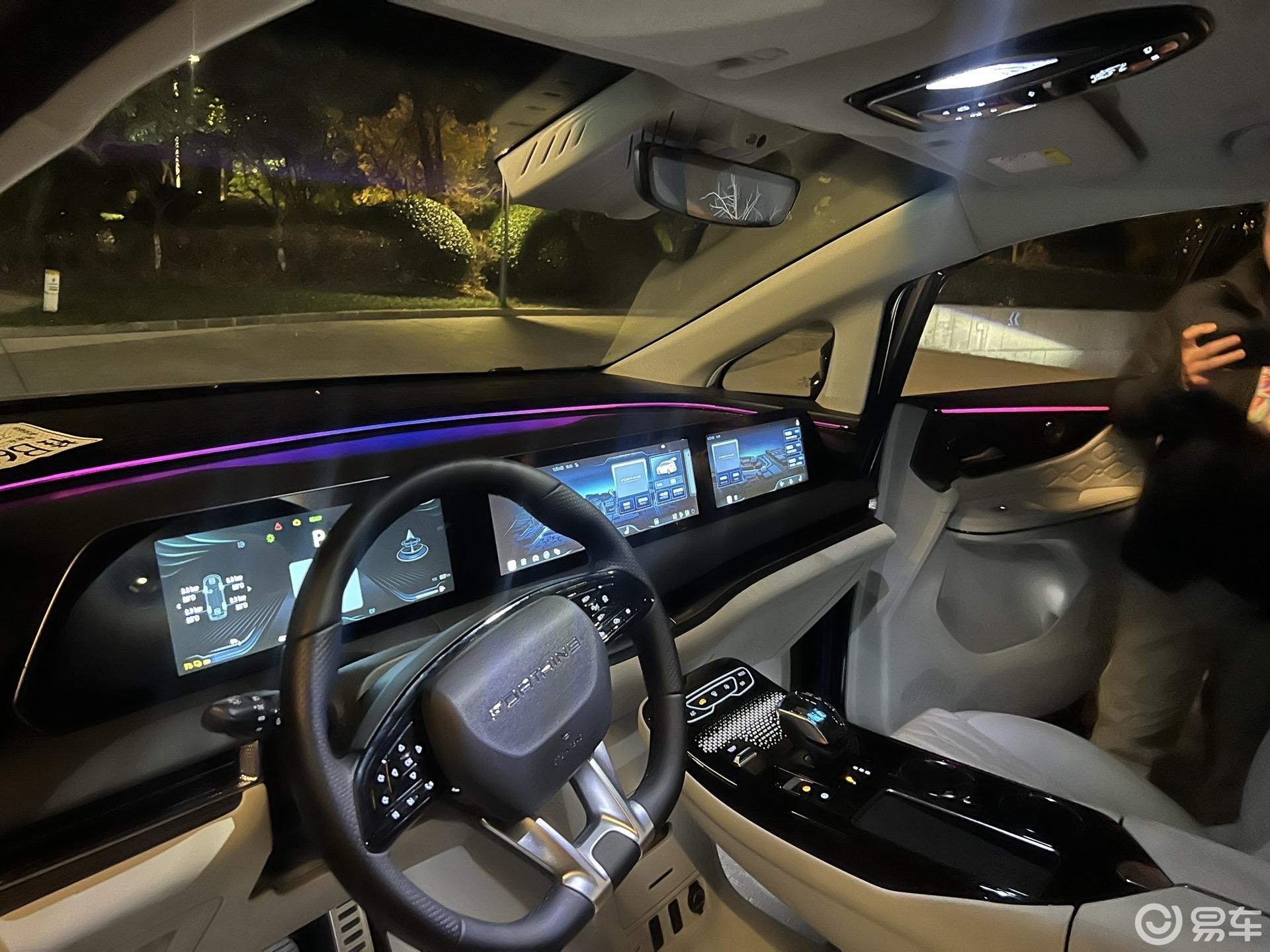 东风风行星海V9实车到店，大过腾势D9，续航1300km_易车