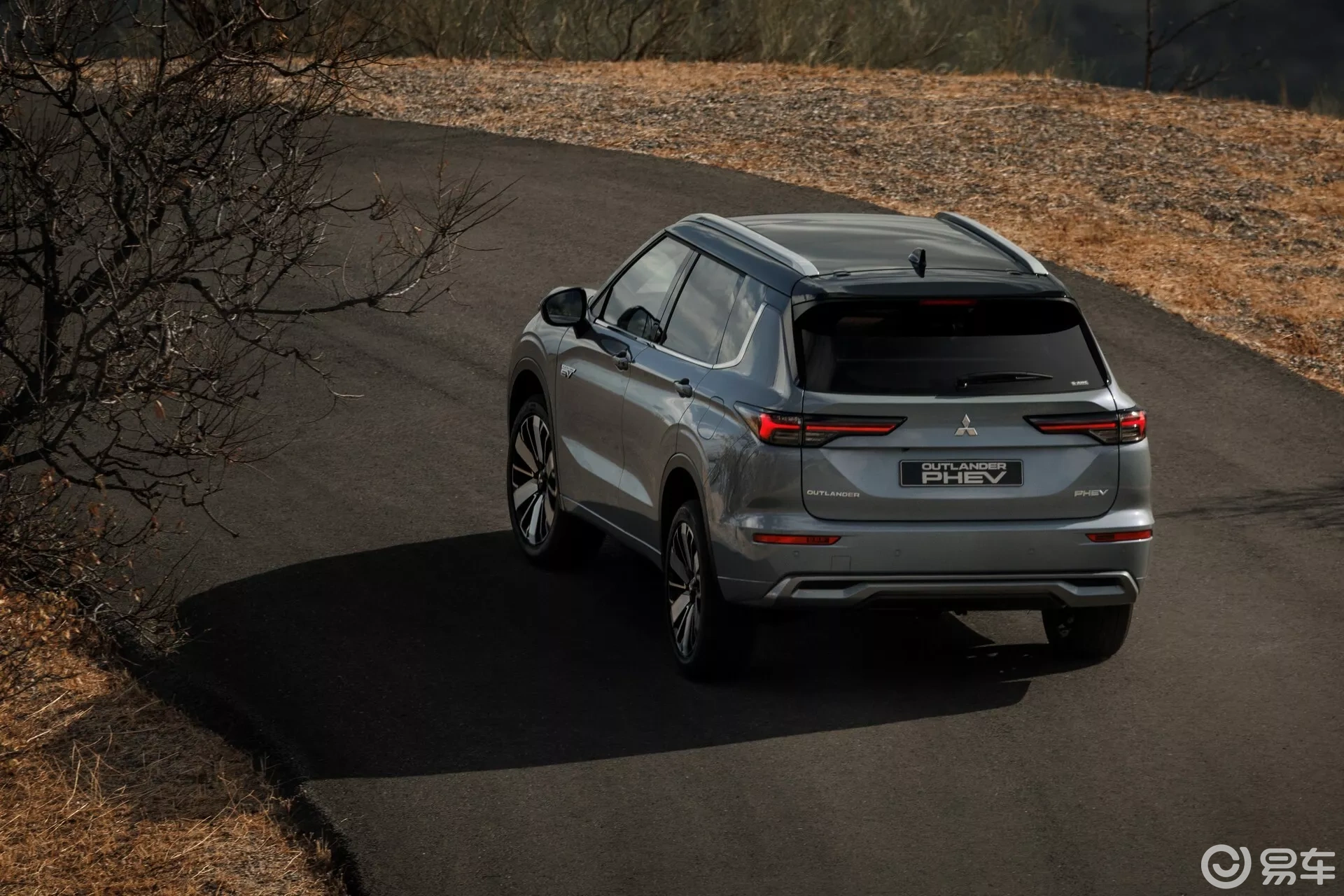 欧规2025款三菱 欧蓝德 PHEV改款登场_易车