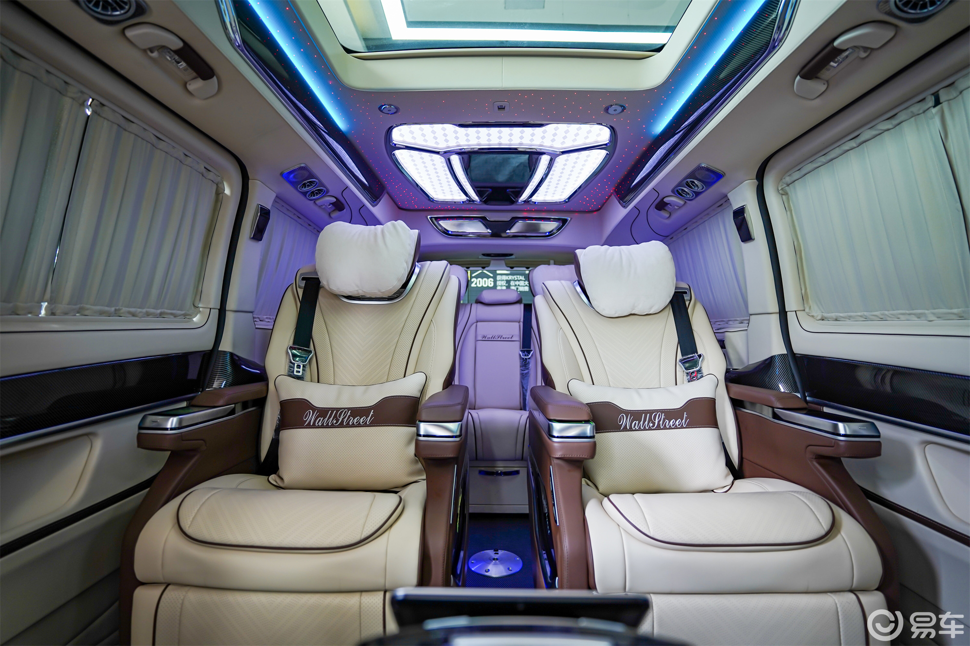 7座大商务能睡能躺娱乐自由，全新奔驰V260L豪华版实拍_易车
