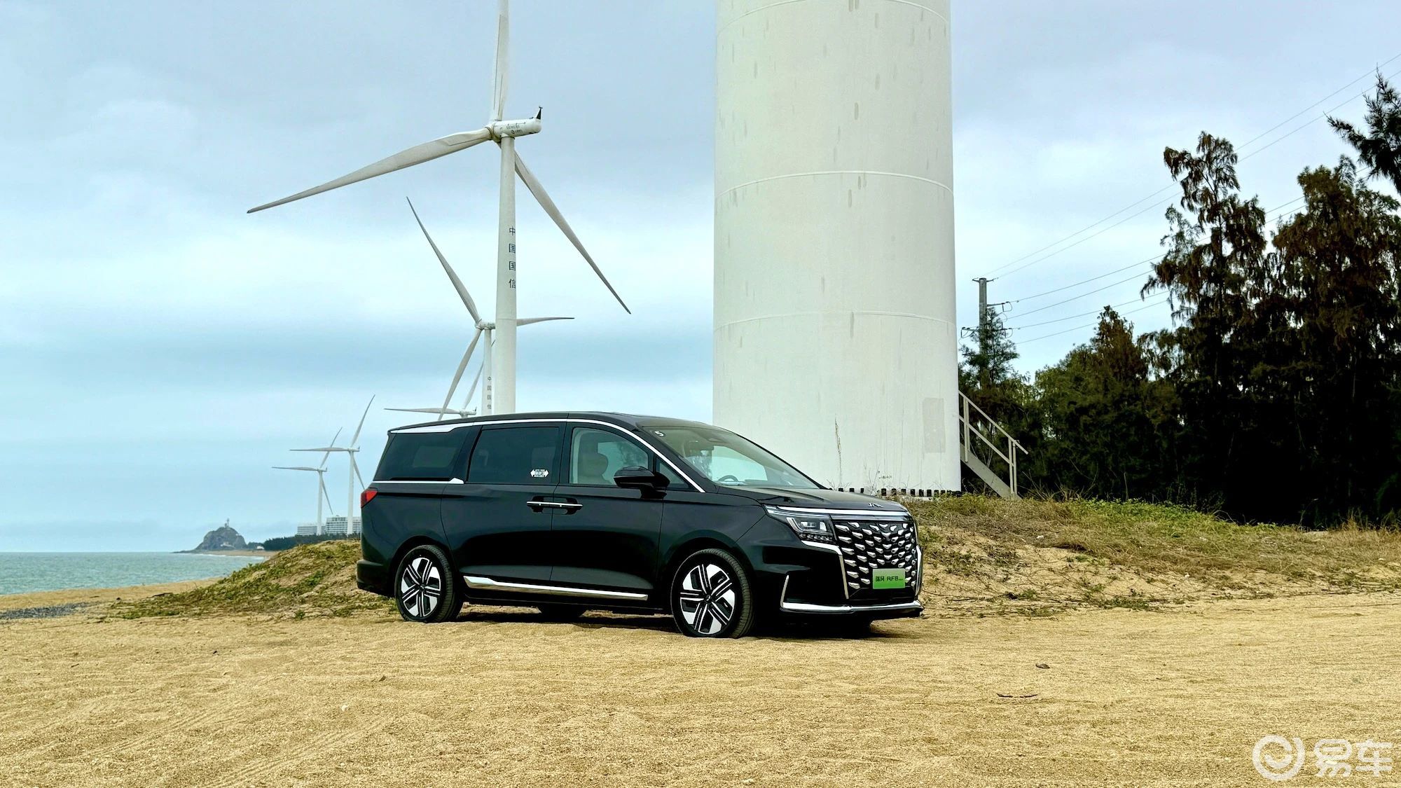 馈电油耗6.2L/100km，试驾瑞风RF8 PHEV_易车