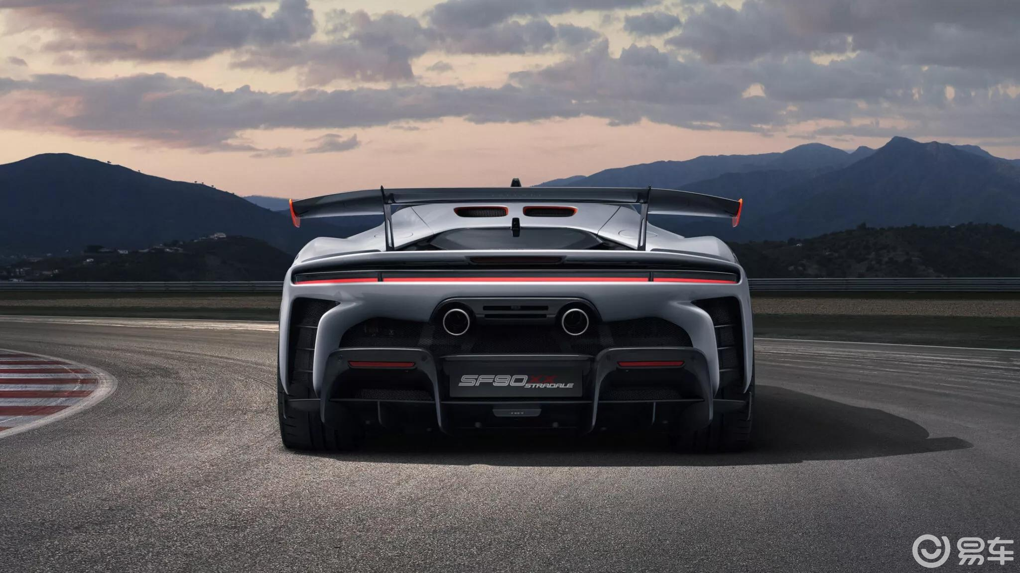 法拉利新马王SF90XX已售罄！你会转买兰博基尼么_易车