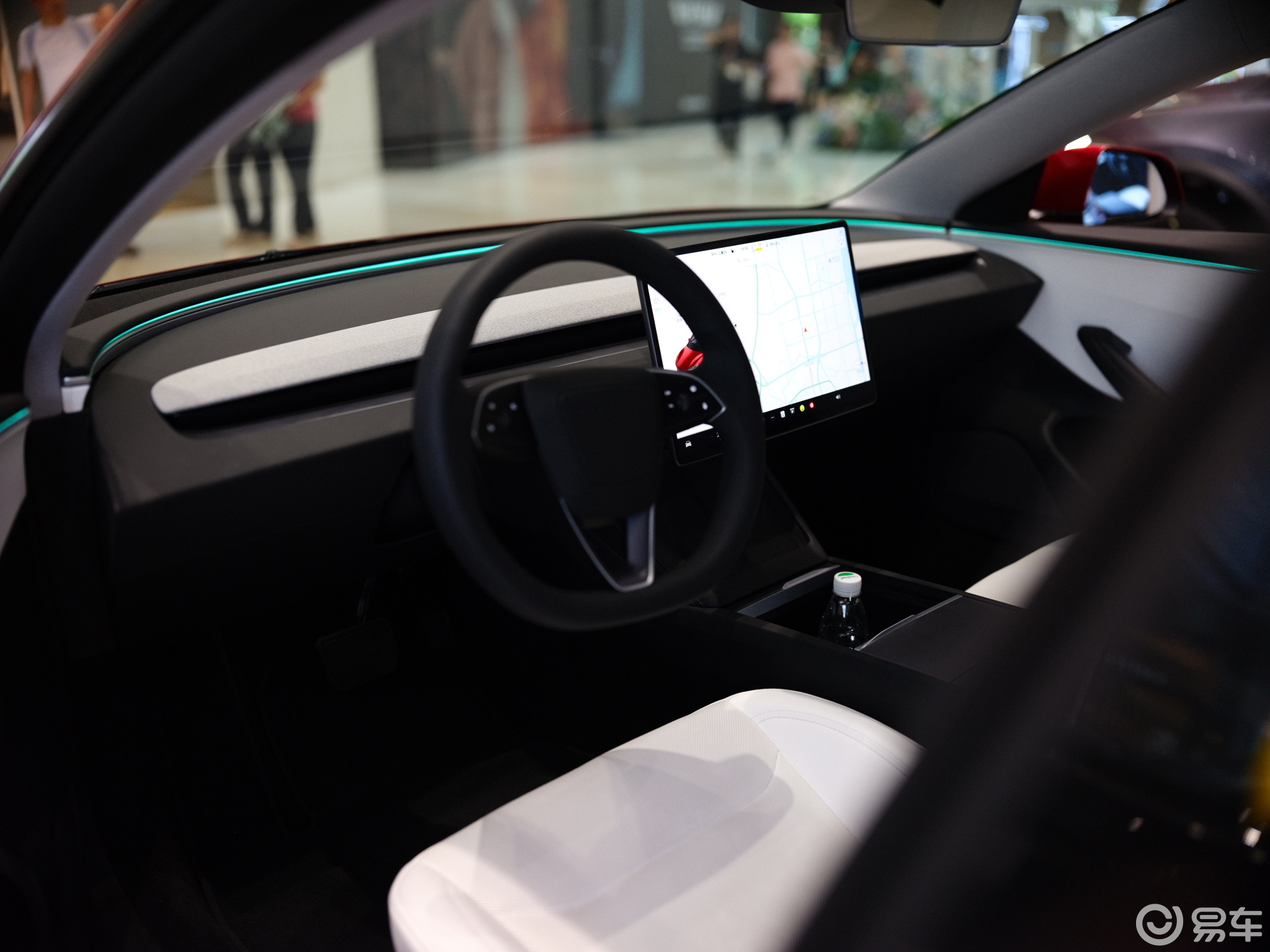 Model 3焕新版静态体验：除了续航和动力，都是大升级_易车