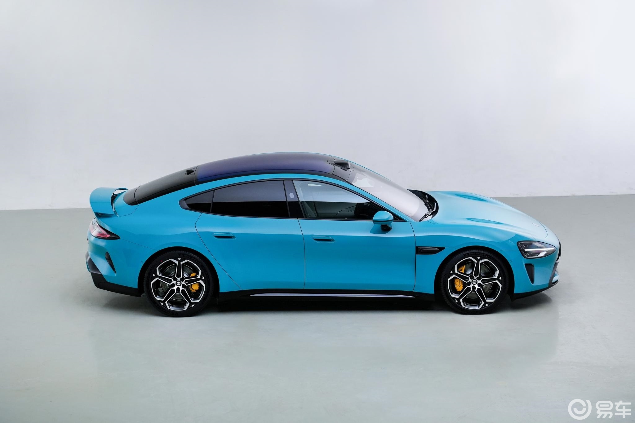 小米SU7车身尺寸方面而轮胎方面_易车