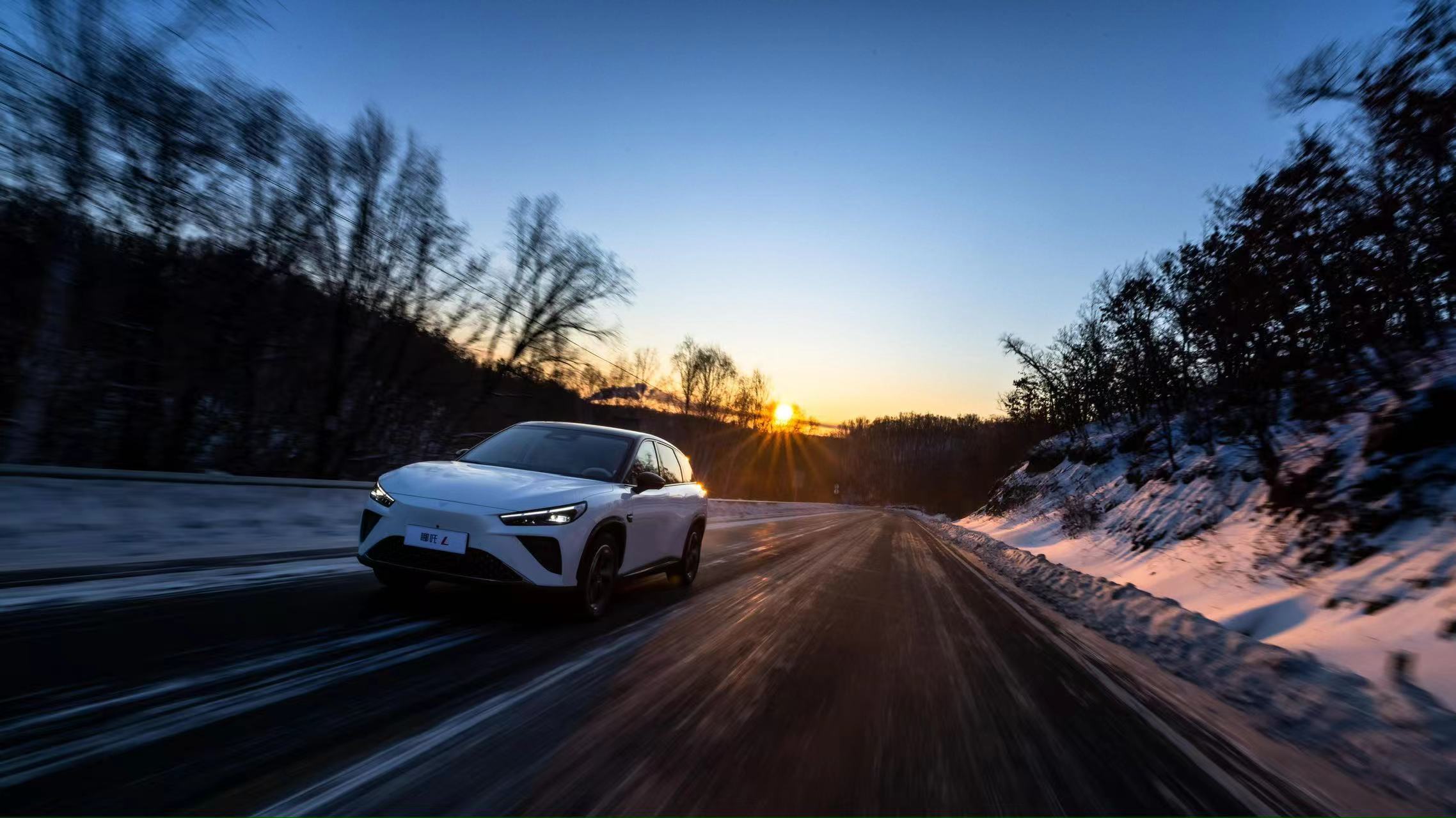 哪吒L首款搭载NETA GPT的车型哪吒 L 将于4月上市_易车