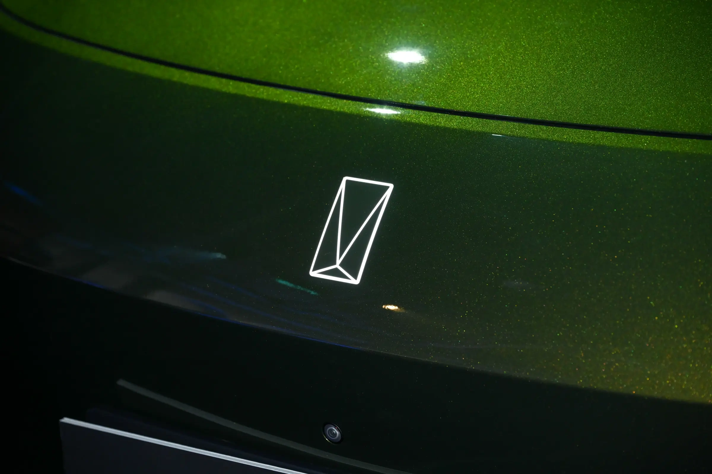 拒绝以价换量的阿维塔07，想凭高端技术突围？ | BitAuto