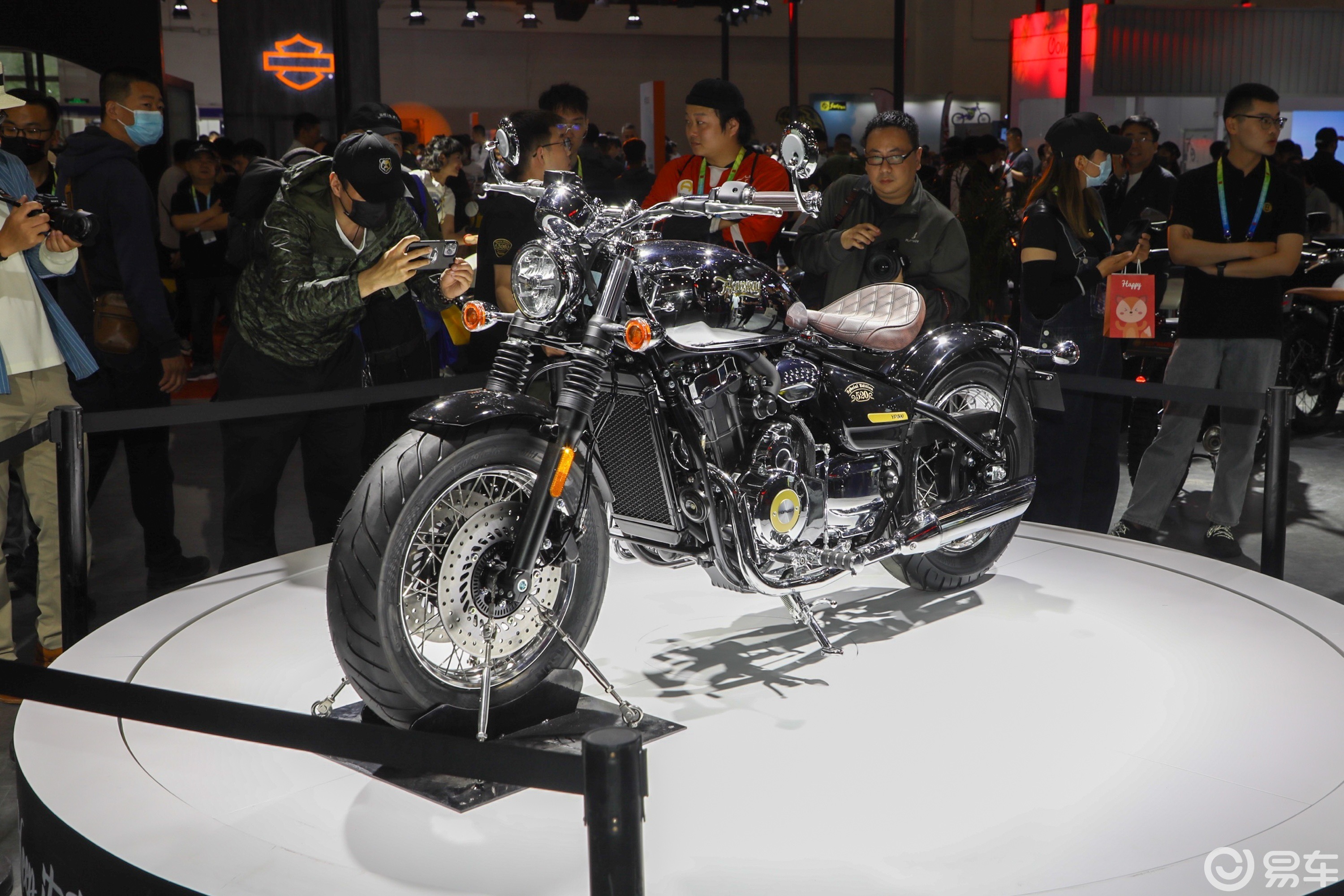 2023北京摩展：汉威YP500限量版车型“闪亮”发布_易车