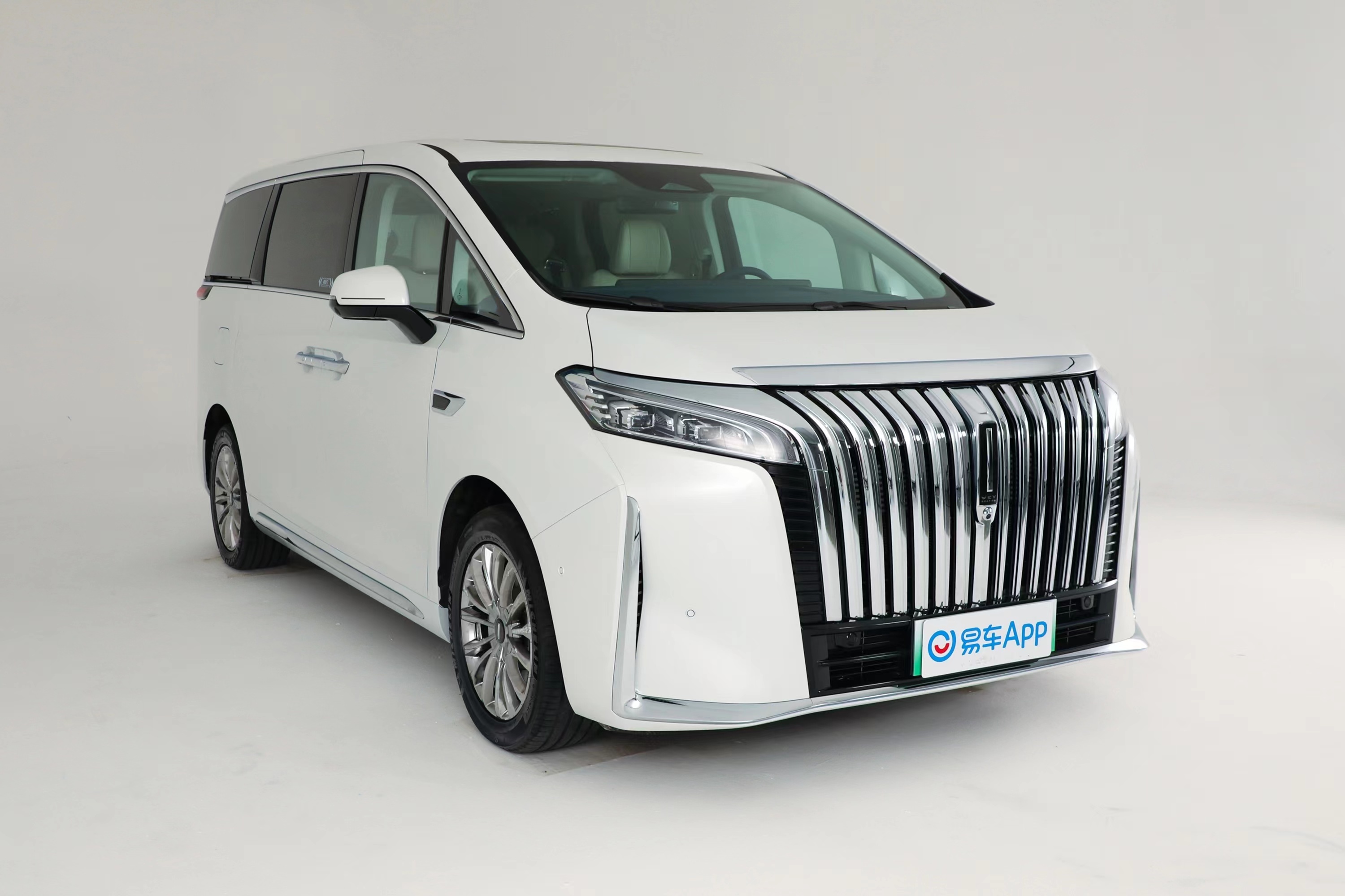 魏牌高山VS别克GL8：时代更迭，新锐当家？_易车