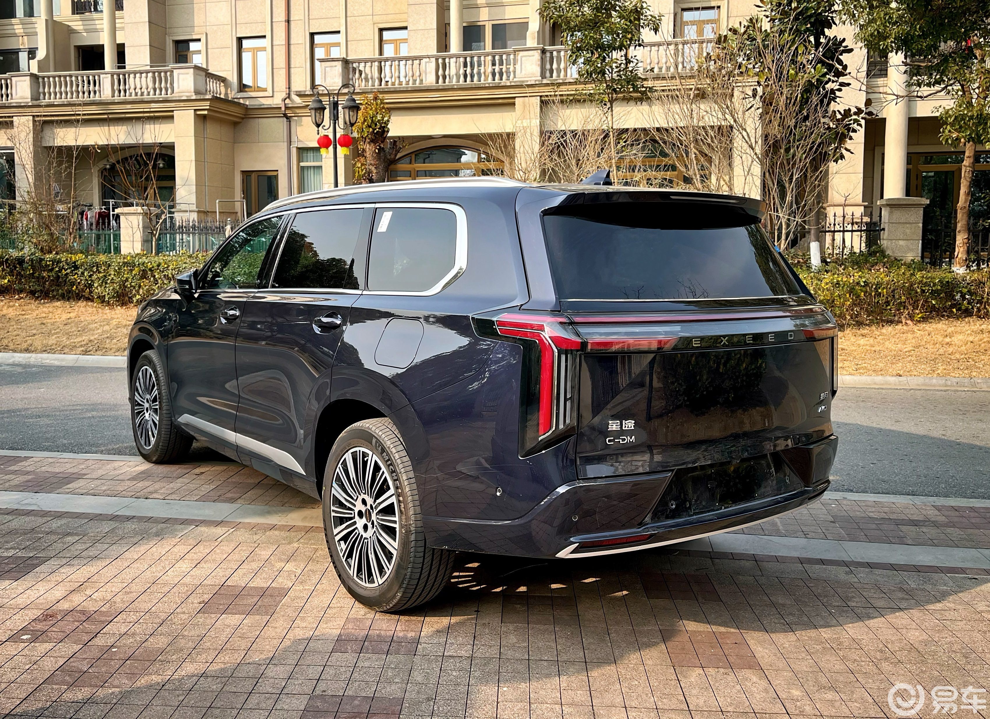 即将预售！星途揽月C-DM官图发布，提供6座/7座_易车