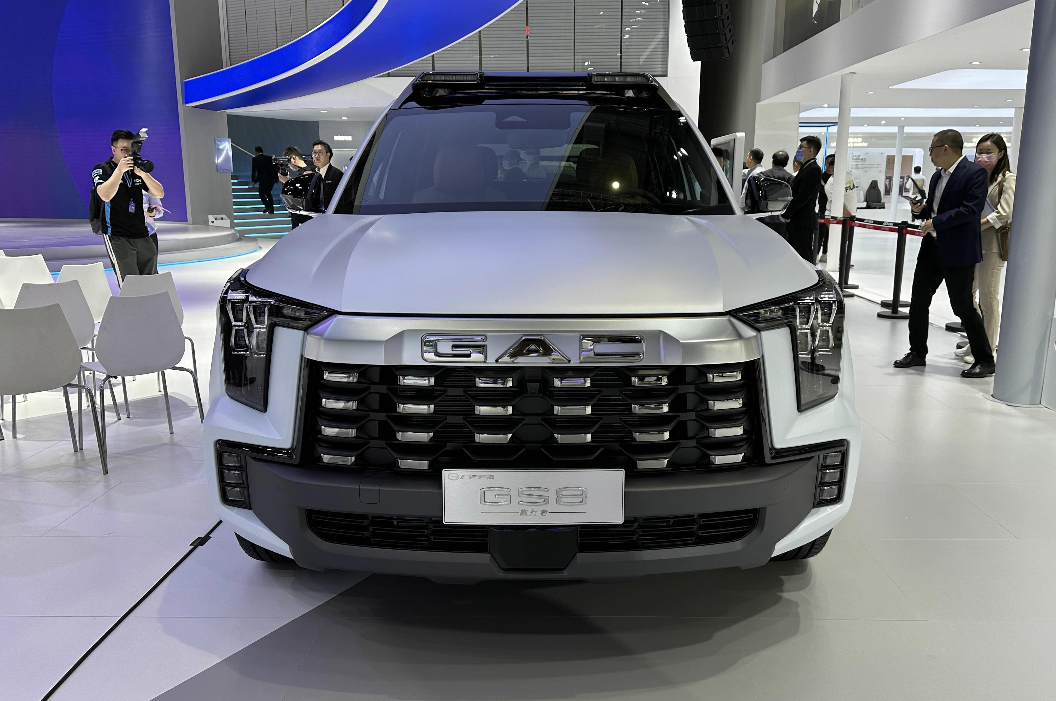广汽传祺GS8旅行者上海车展发布，外观硬朗，产品力如何？_易车