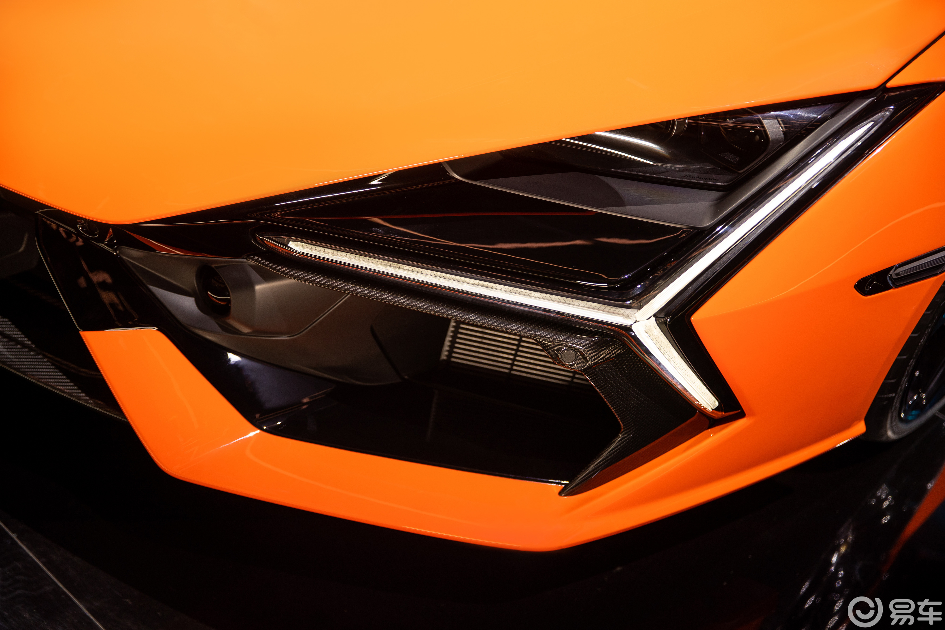 全新“大牛”归来——兰博基尼Revuelto_易车