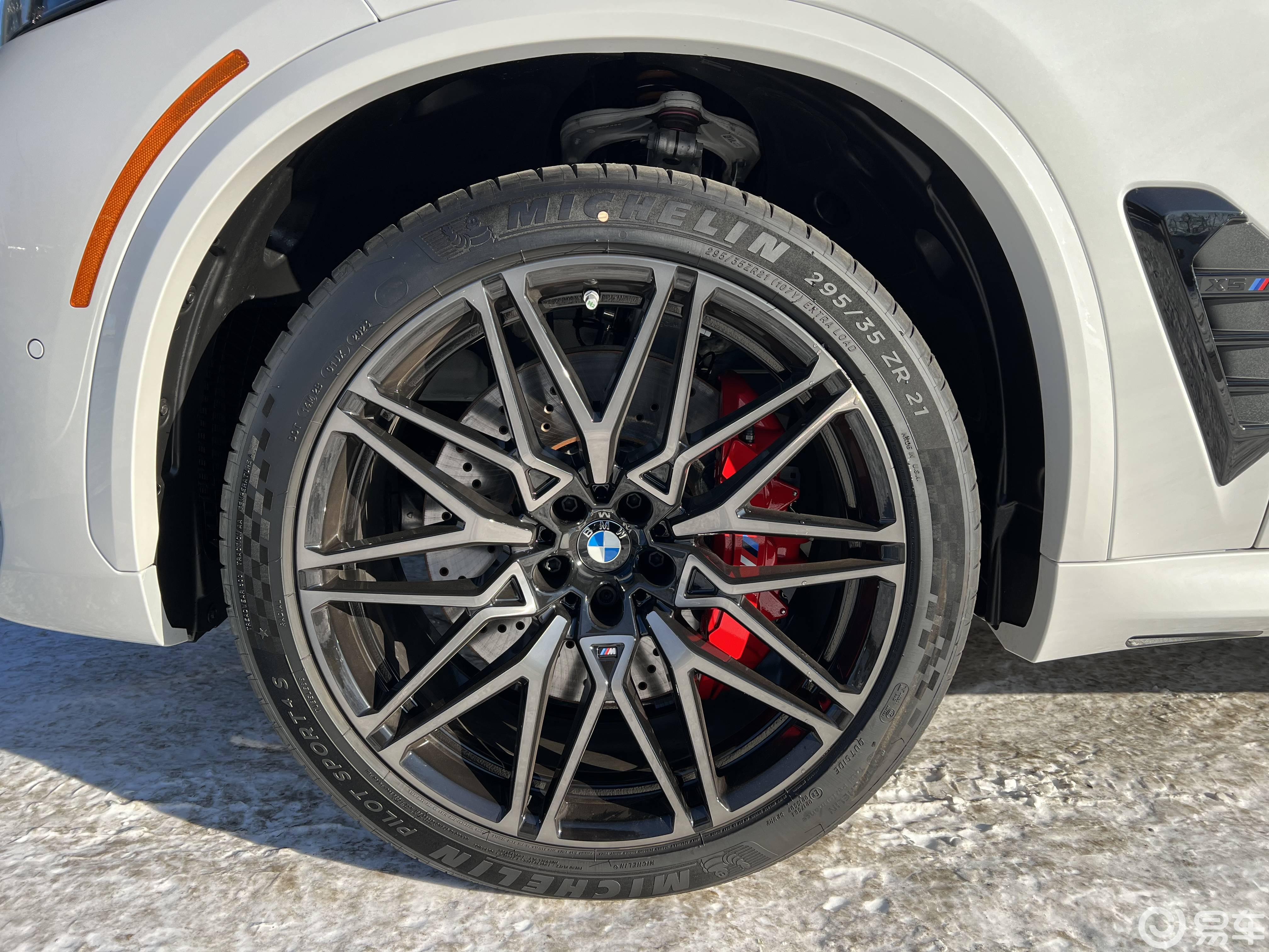 全新一代24款宝马X5M震撼来袭，看看具体变化和配置参数_易车