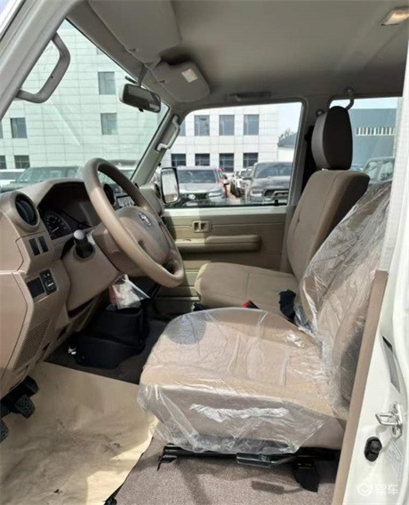 23款丰田酷路泽LC76现车66万配置参数_易车