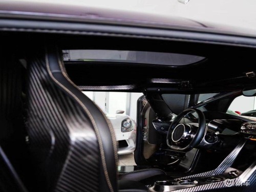 全碳版柯尼塞格 中文名“统治者”全球限量八十台_易车