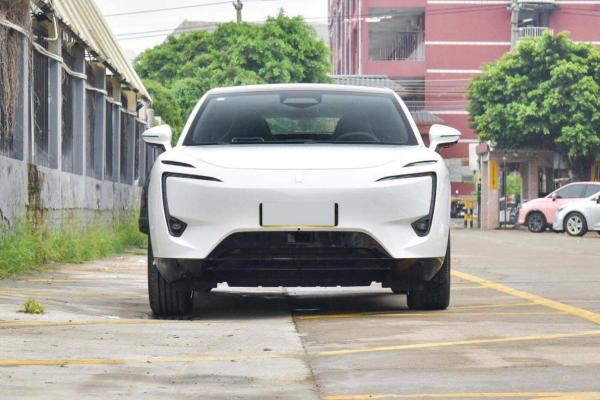 问界M5由于搭载了800V高压平台、已支持750V快充_易车