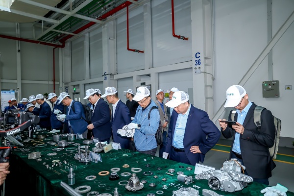 首次在星途凌云上搭载了8AT自动变速器孚祯动力8AT自动变速器项_易车