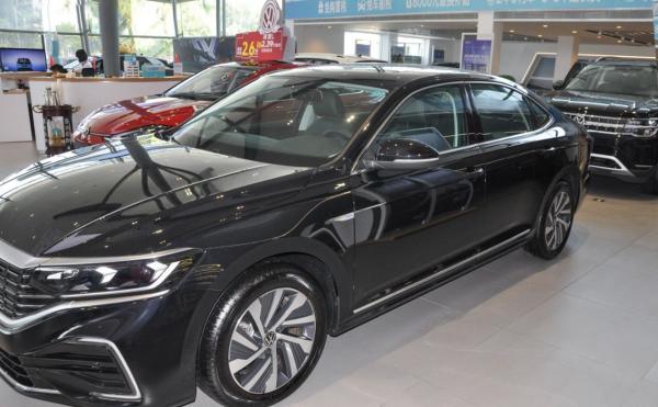 领克07 EM-P搭载了BHE15-BFZ型号的1.5T四缸发动_易车