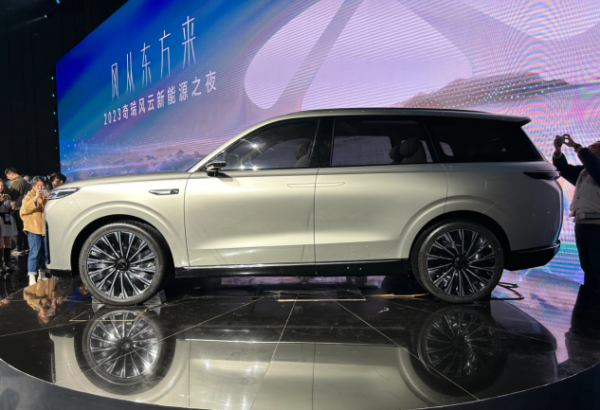 腾势N9提供纯电+增程双动力、800V 5C超充和无感启动技术_易车